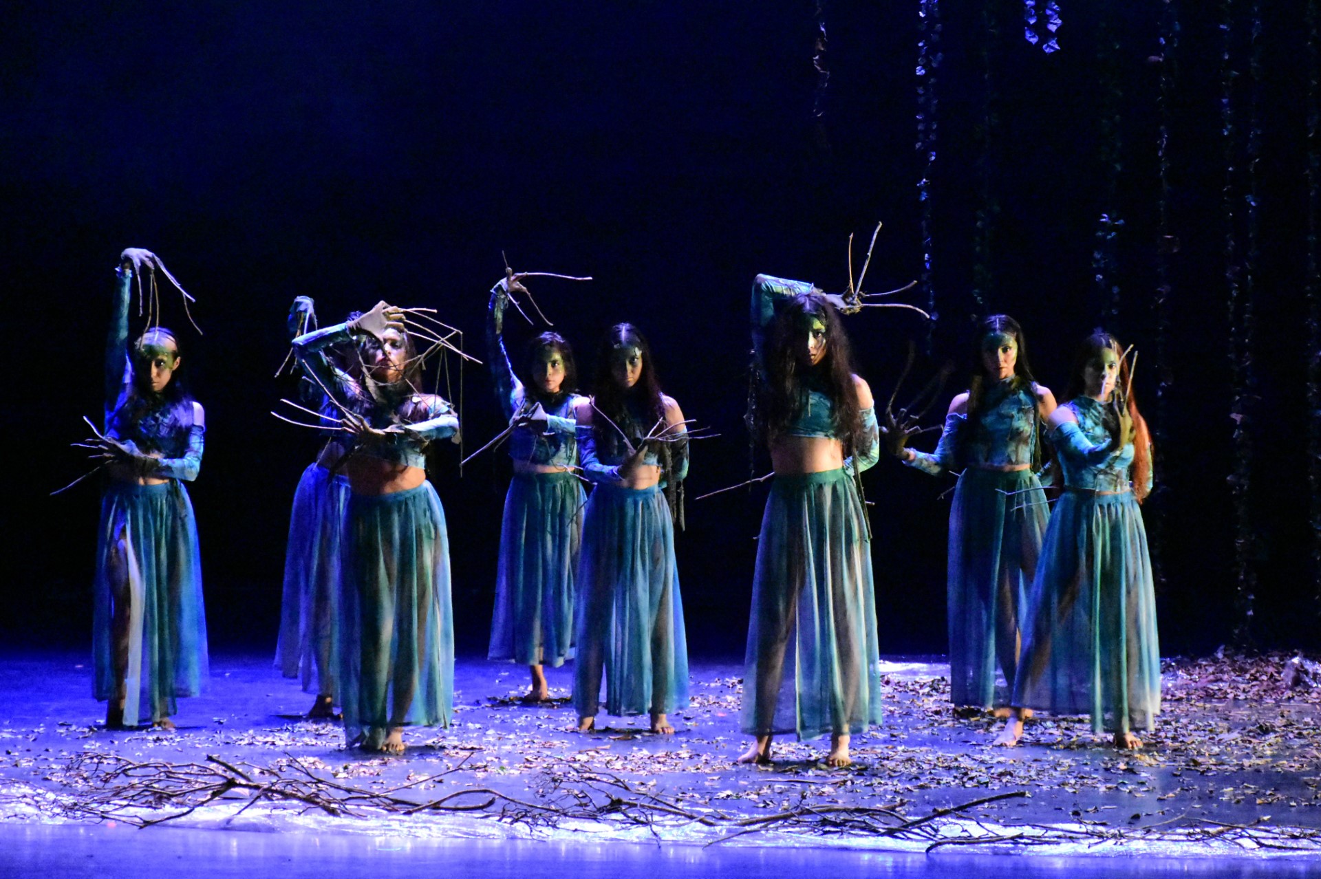 Estudiantado de la ENDCC presenta proyectos coreográficos en la ...