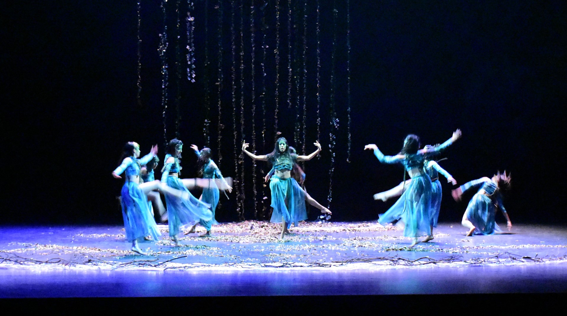 Estudiantado de la ENDCC presenta proyectos coreográficos en la ...