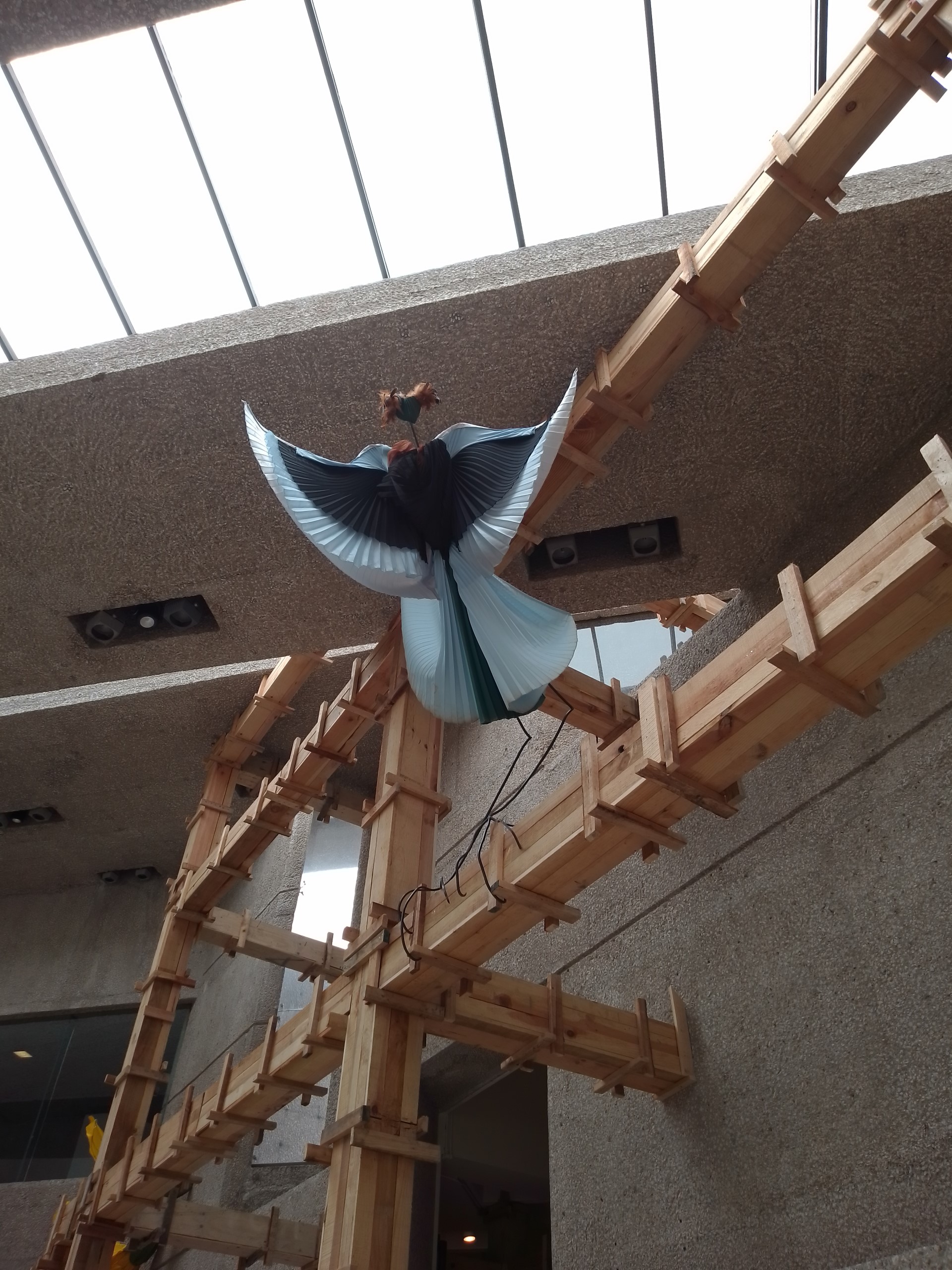 Concierto de ocarinas despedirá la exposición Runik de Petrit Halilaj ...