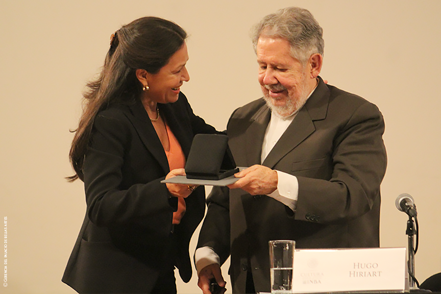 Hugo Hiriart enriquece y transforma la literatura mexicana: Lidia ...